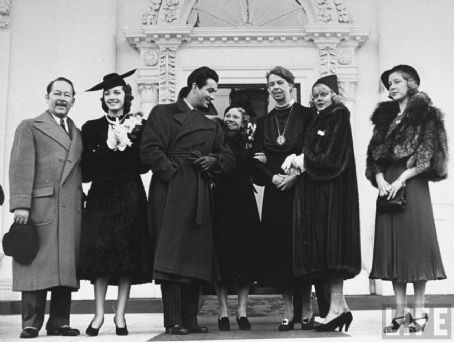 RT3107 | Robert Taylor Actor