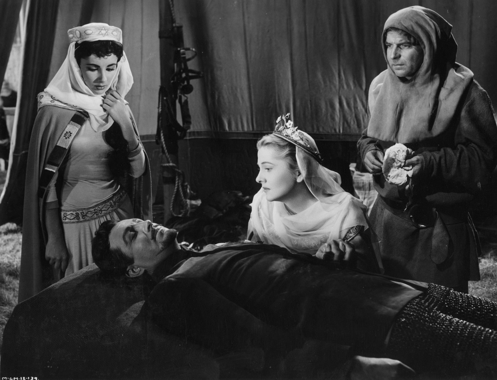 Memorials | Robert Taylor Actor